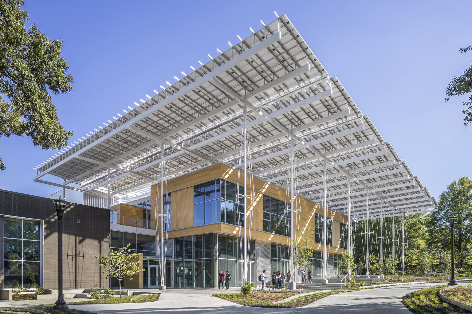 Sustainable Building Envelope Materials and Technologies for a Greener ...